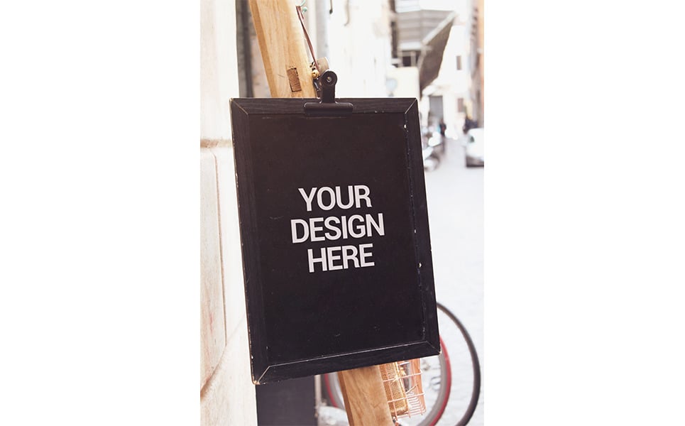 Vertical Signboard Mockup #226186 - TemplateMonster