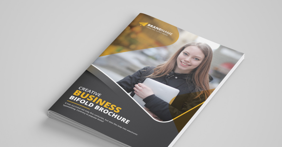 Siyah Arka Plan ile İş Bifold Broşür Şablonu