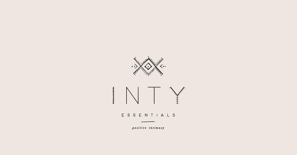 Jo Jamey Inty Essentials Logo Vektörü - TemplateMonster