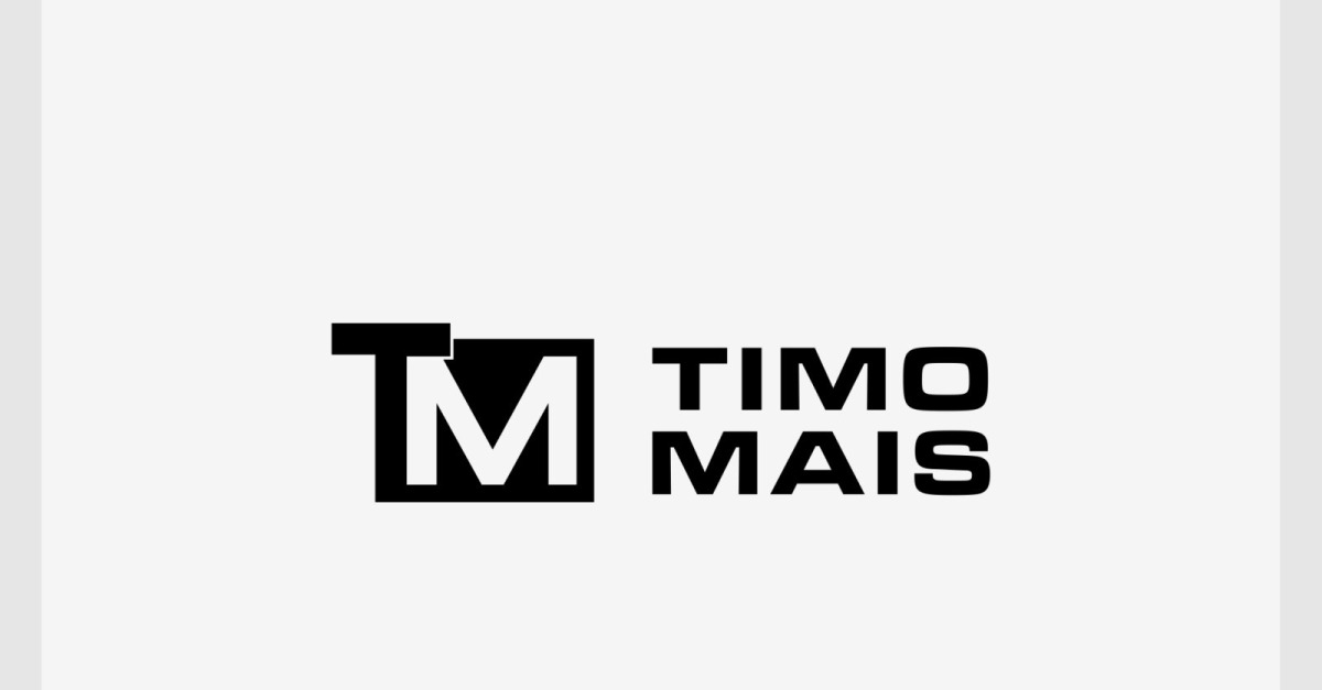 Logo semplice del monogramma della lettera TM