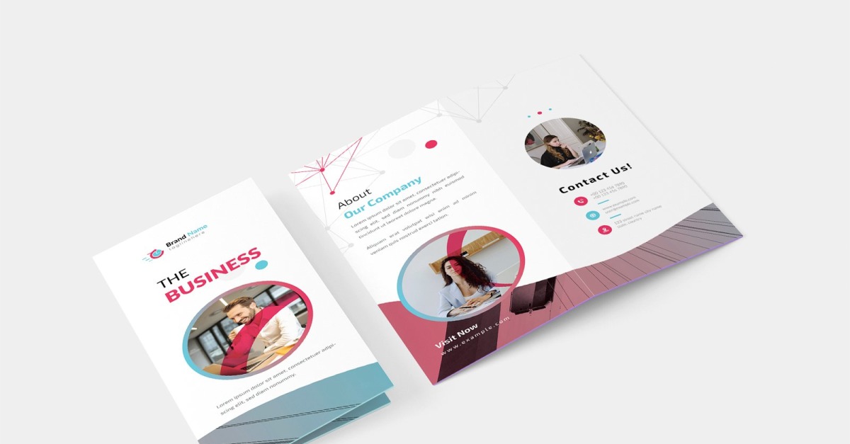 Modèle de brochure commerciale à trois volets v1